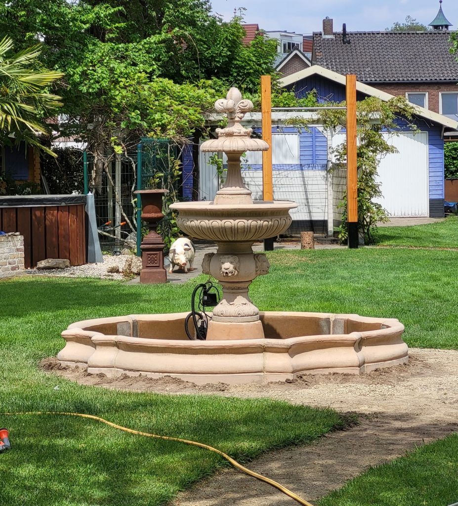 Fontein 33 rand 110 terra cotta look - Toscana Garden